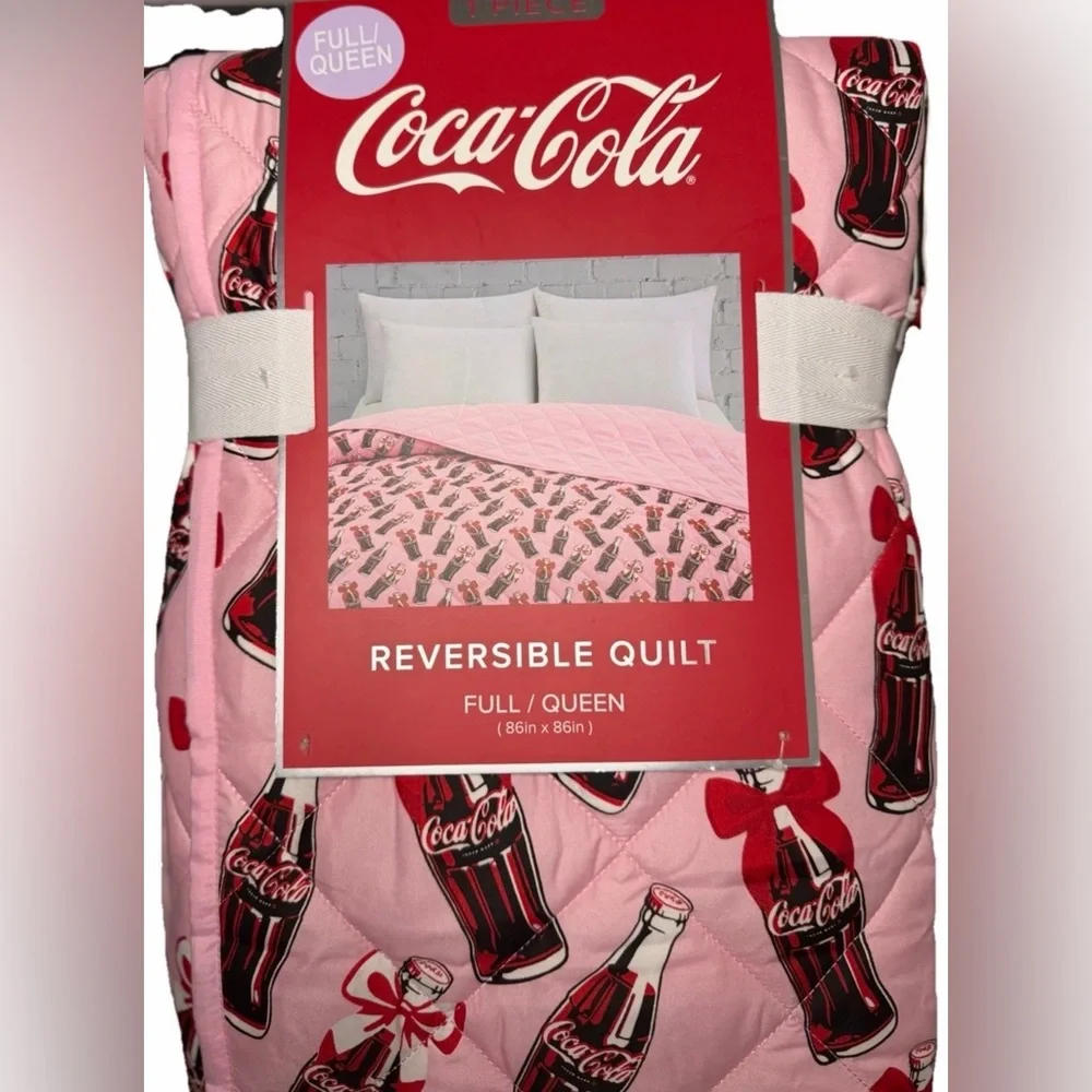 Coca Cola | Bedding | Coca Cola Pink Bow Reversible Quilt Queen Bedding ...